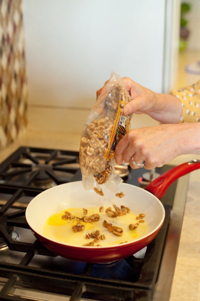 How to Caramelize Nuts